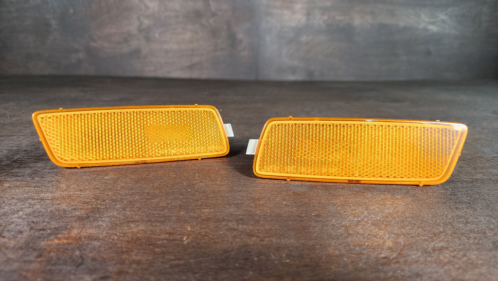 mk5 Amber Front Bumper Markers || One Love Auto Group - Used VW Parts